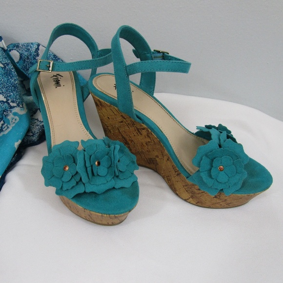 FIONI Clothing | Shoes | Hp Fioni Aqua Blue Floral Wedge Dress Heels ...